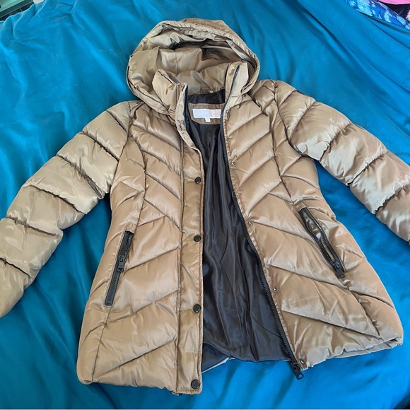 Madden Girl | Jackets & Coats | Madden Girl Olive Puffer Jacket | Poshmark